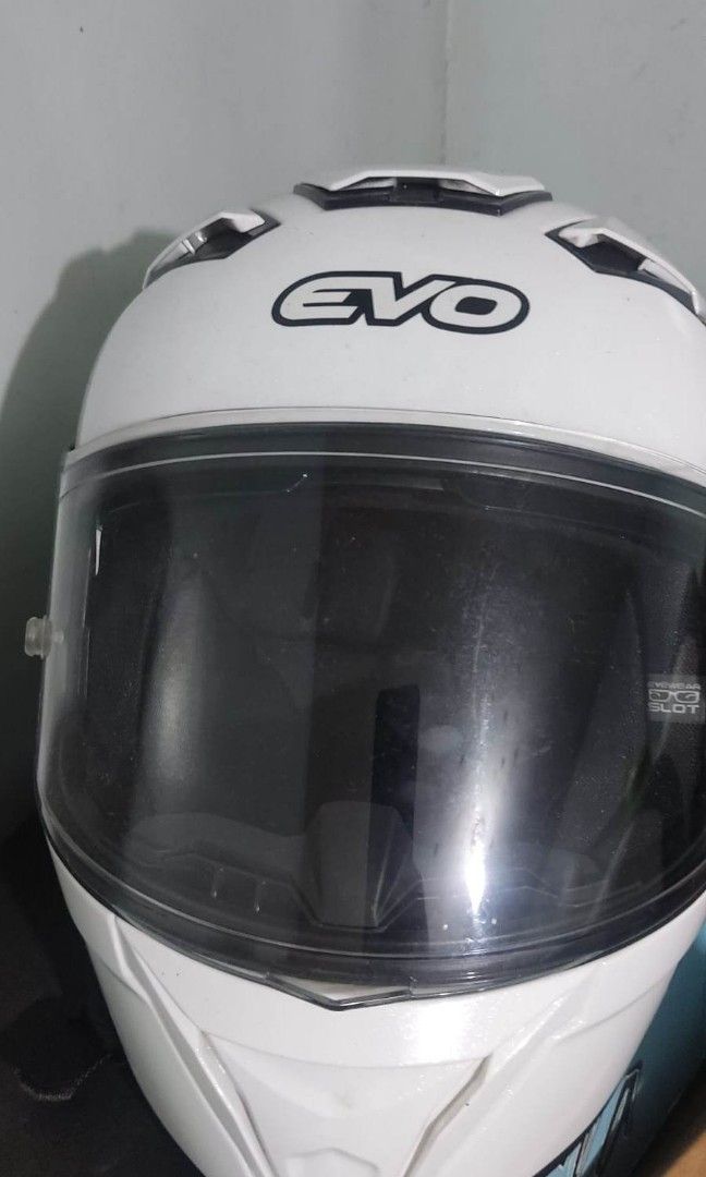 Evo helmet white, Motorbikes, Motorbike Parts & Accessories, Helmets ...