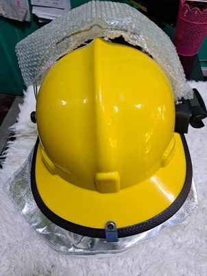 Fireman Helmet Fire Proof Fireman's Safety Helmet With Goggle Amice ...