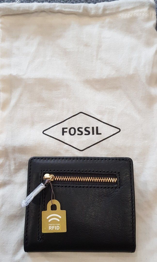 Fossil RFID Wallet, Women's Fashion, Bags & Wallets, Wallets & Card ...