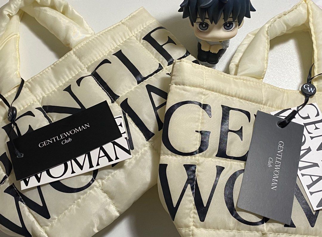 gentlewoman small puffer bag, Women's Fashion, Bags & Wallets, Tote ...