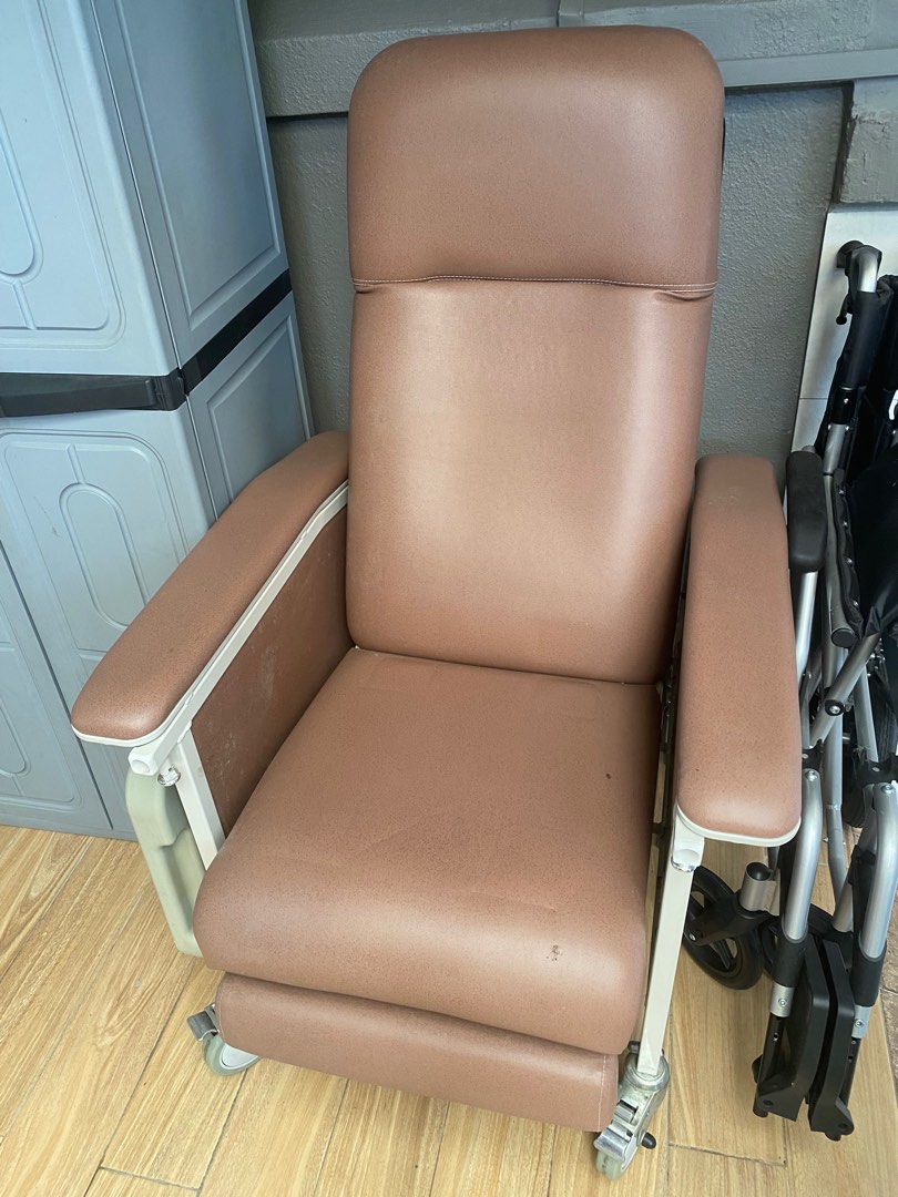 Geriatric Chair, Health & Nutrition, Assistive & Rehabilatory Aids ...