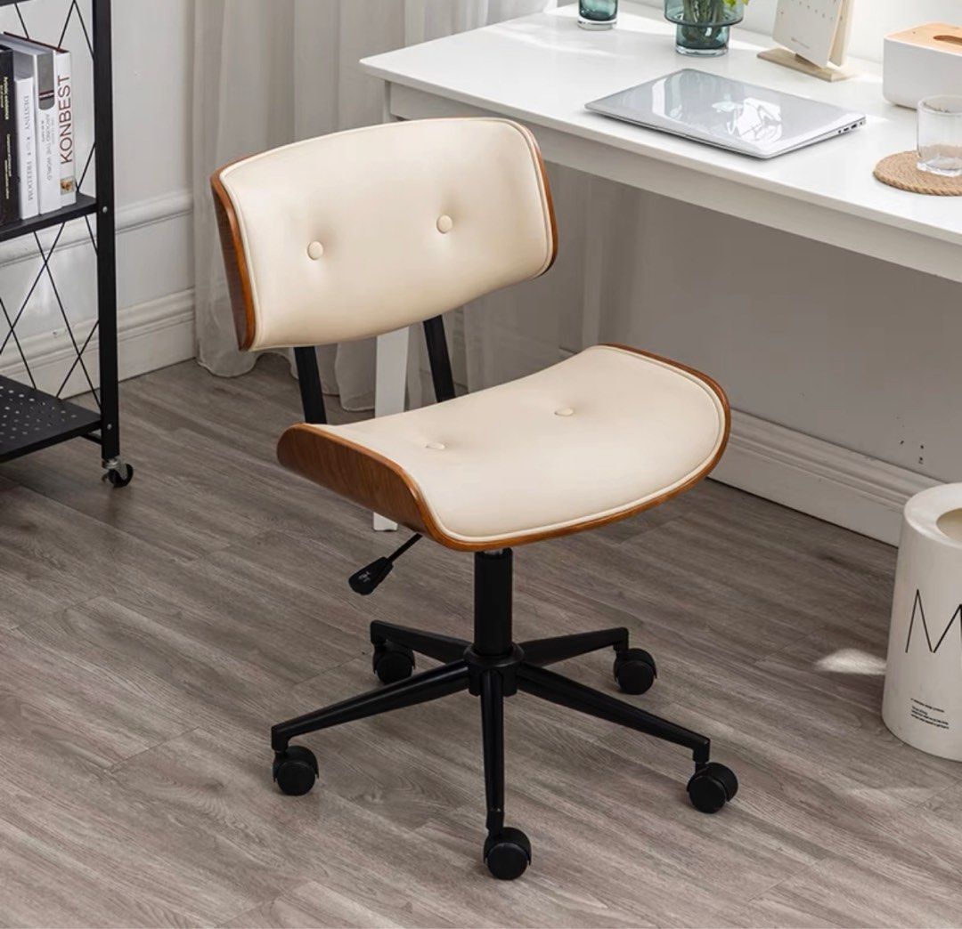 GIOR Leather Ergonomic Chair, Furniture & Home Living, Furniture ...