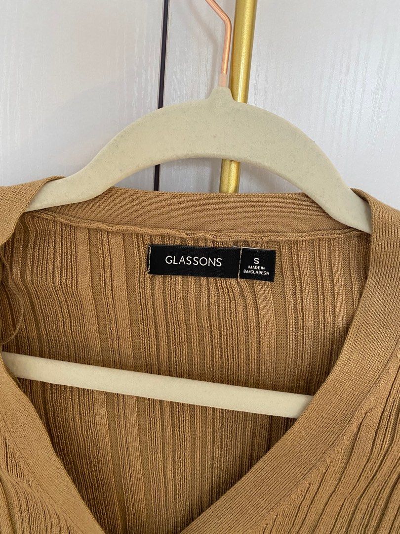 glassons top, Women's Fashion, Tops, Sleeveless on Carousell