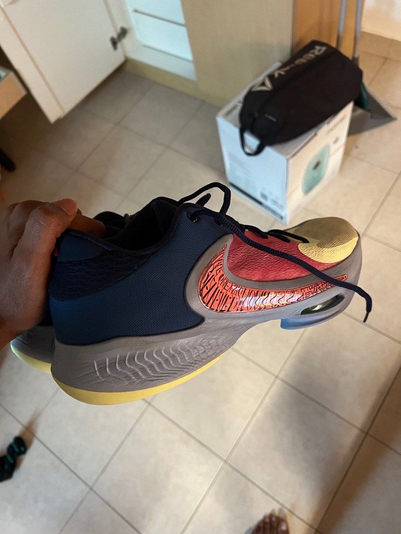 Greek Freaks 4, Sports Equipment, Sports & Games, Racket & Ball Sports ...