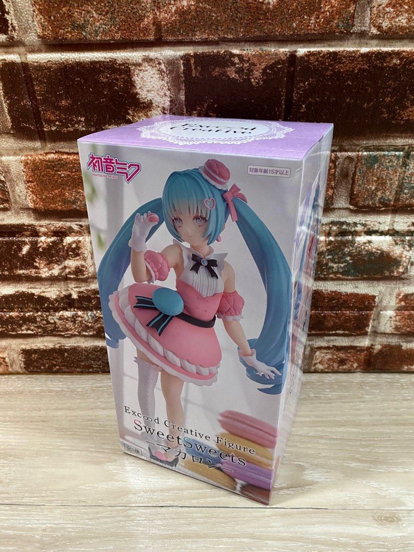 Hatsune Miku - Sweet Sweets Series Macaroon Exceed Creative Figure ...