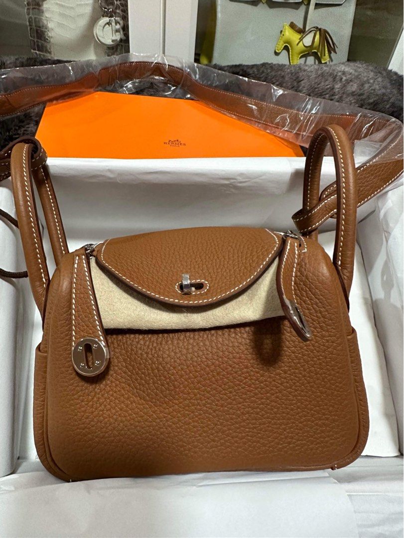 Flash deal**Hermes Mini Lindy gold phw, Women's Fashion, Bags & Wallets ...