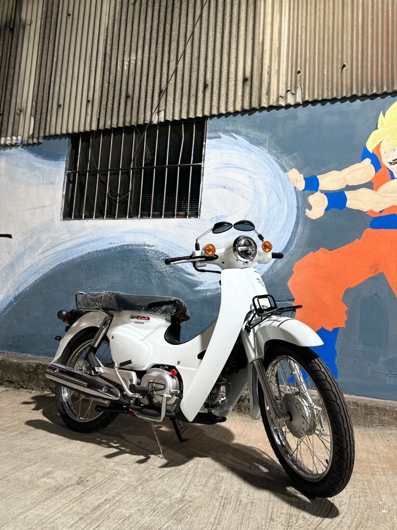 HONDA SUPER CUB 110, 機車, 新車在旋轉拍賣