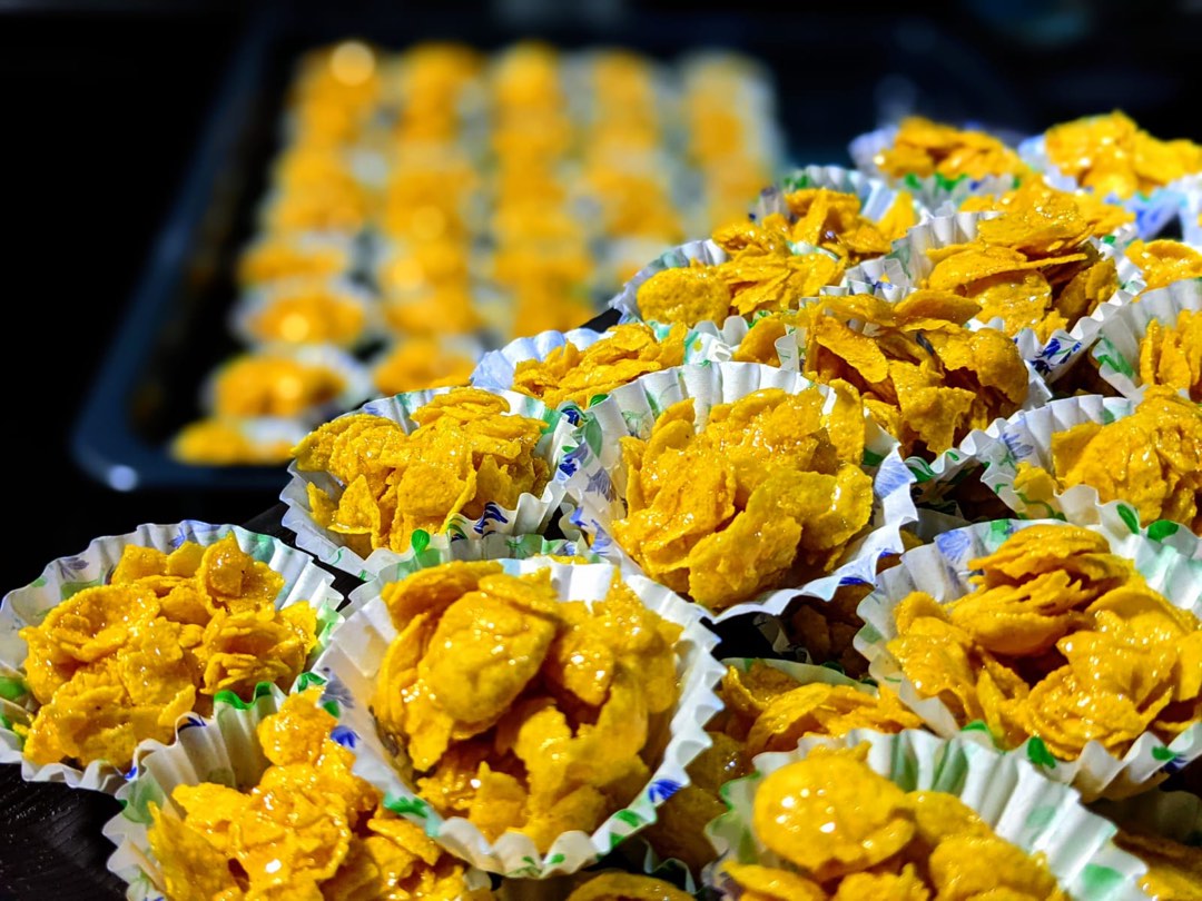 PRE-ORDER : Honey Cornflakes (EID PROMO!), Food & Drinks, Homemade ...