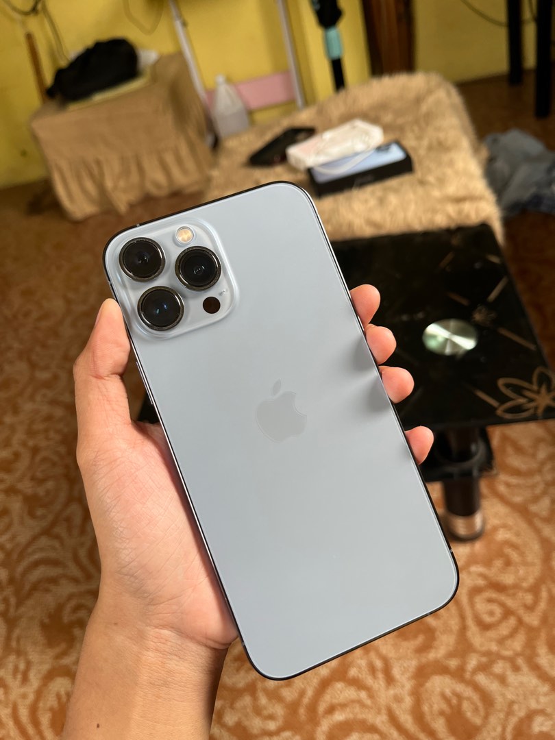 Iphone 13 pro max on Carousell