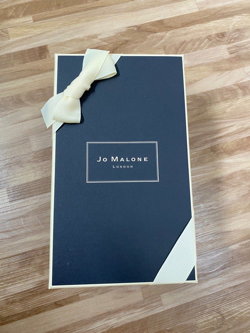 Jo Malone Perfume Box w ribbon, Beauty & Personal Care, Fragrance ...