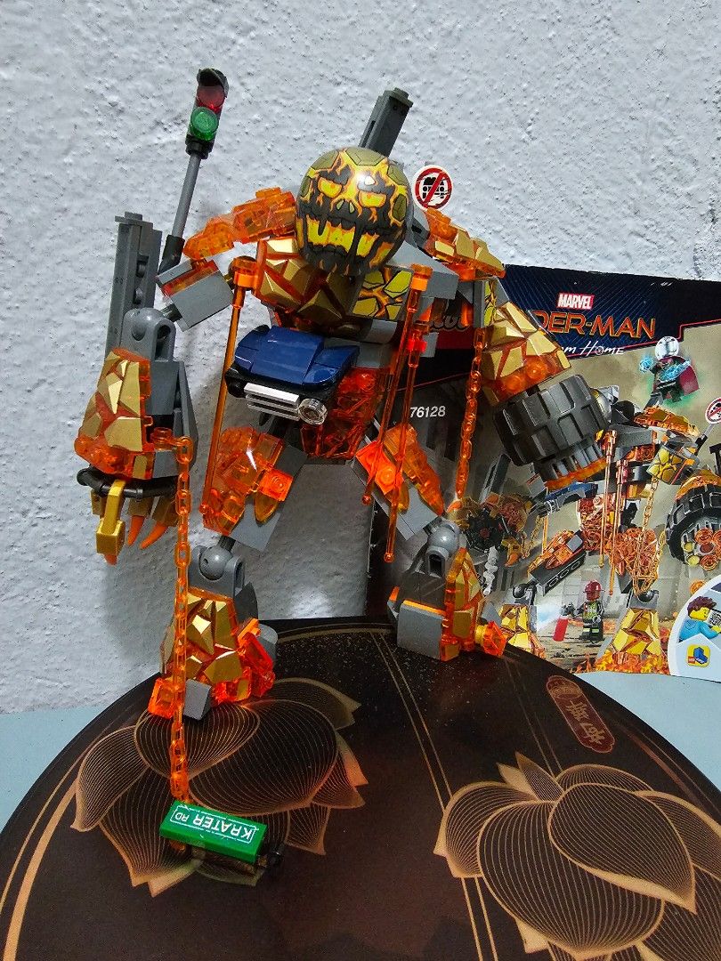 LEGO Marvel Superheroes 76128 Molten Man Battle on Carousell