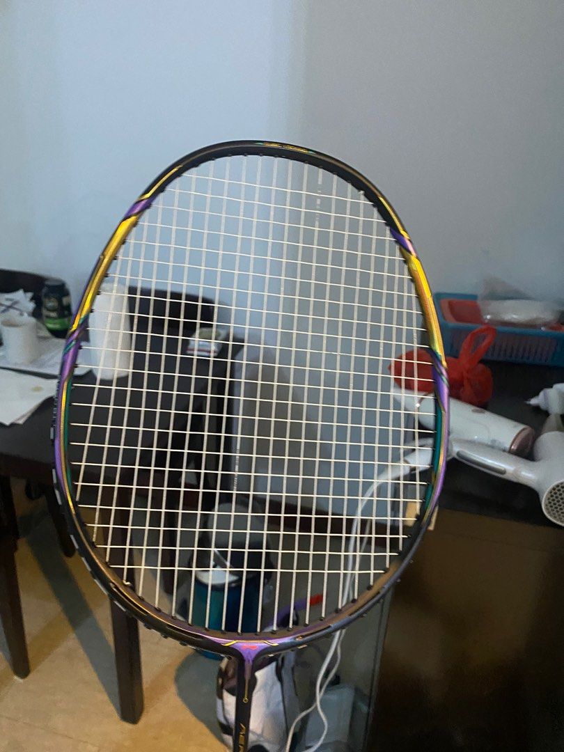 Lining aeronaut 9000i, Sports Equipment, Sports & Games, Racket & Ball ...