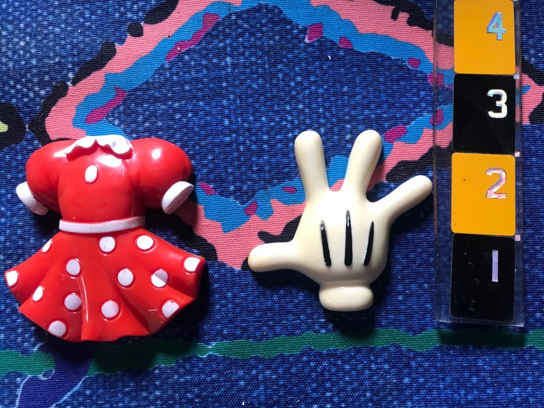 minnie mouse ref magnet original on Carousell