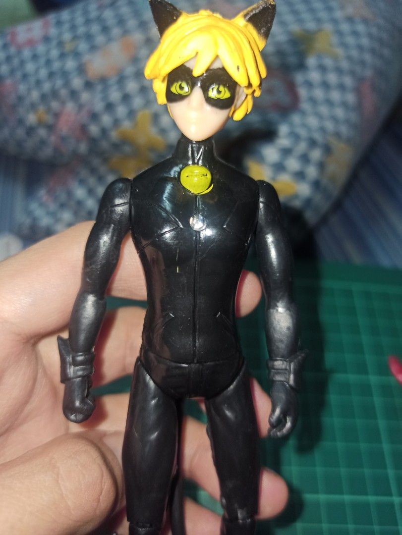 Miraculous: tales of ladybug & cat noir figures, Hobbies & Toys, Toys ...