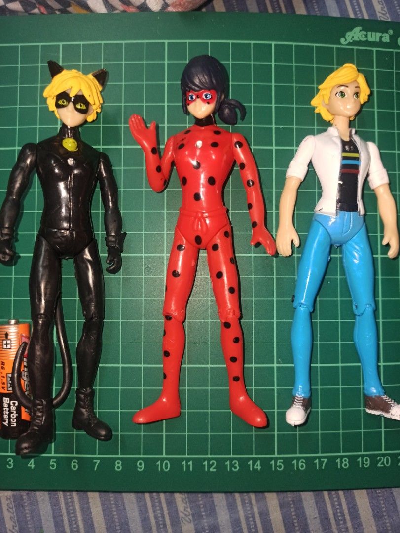Miraculous: tales of ladybug & cat noir figures, Hobbies & Toys, Toys ...