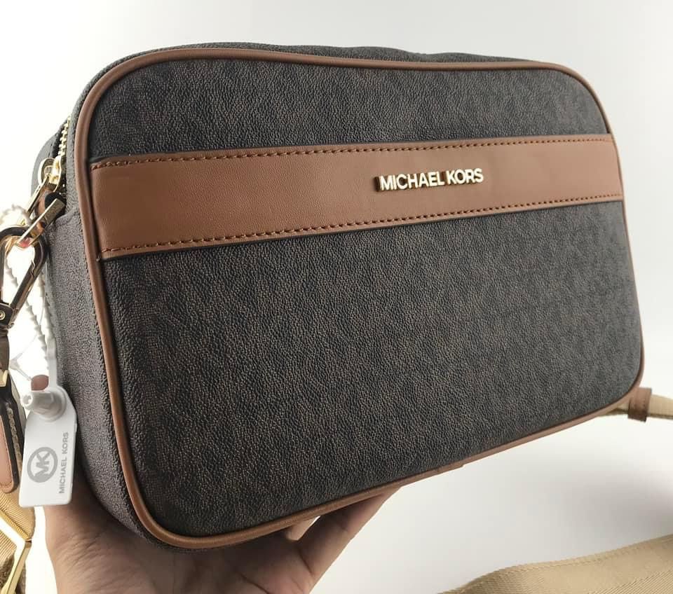 MK KENLY CROSSBODY on Carousell