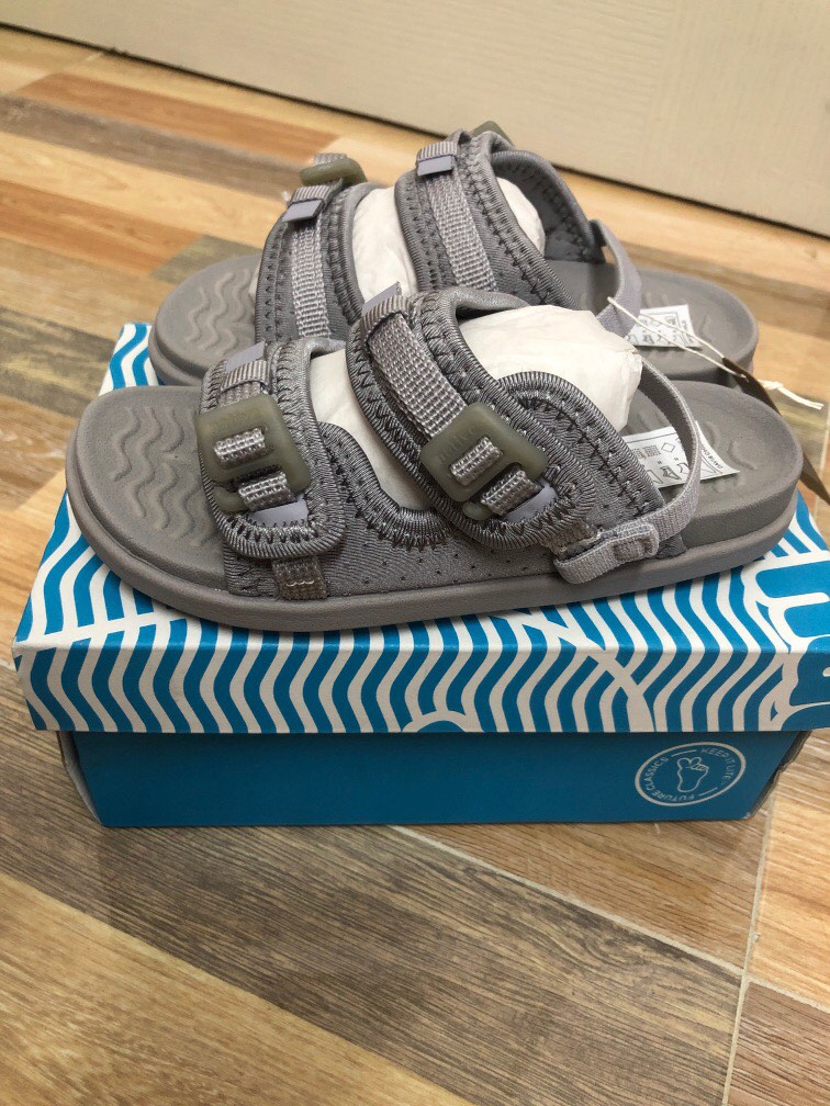 Native brand sandals, Babies & Kids, Babies & Kids Fashion on Carousell