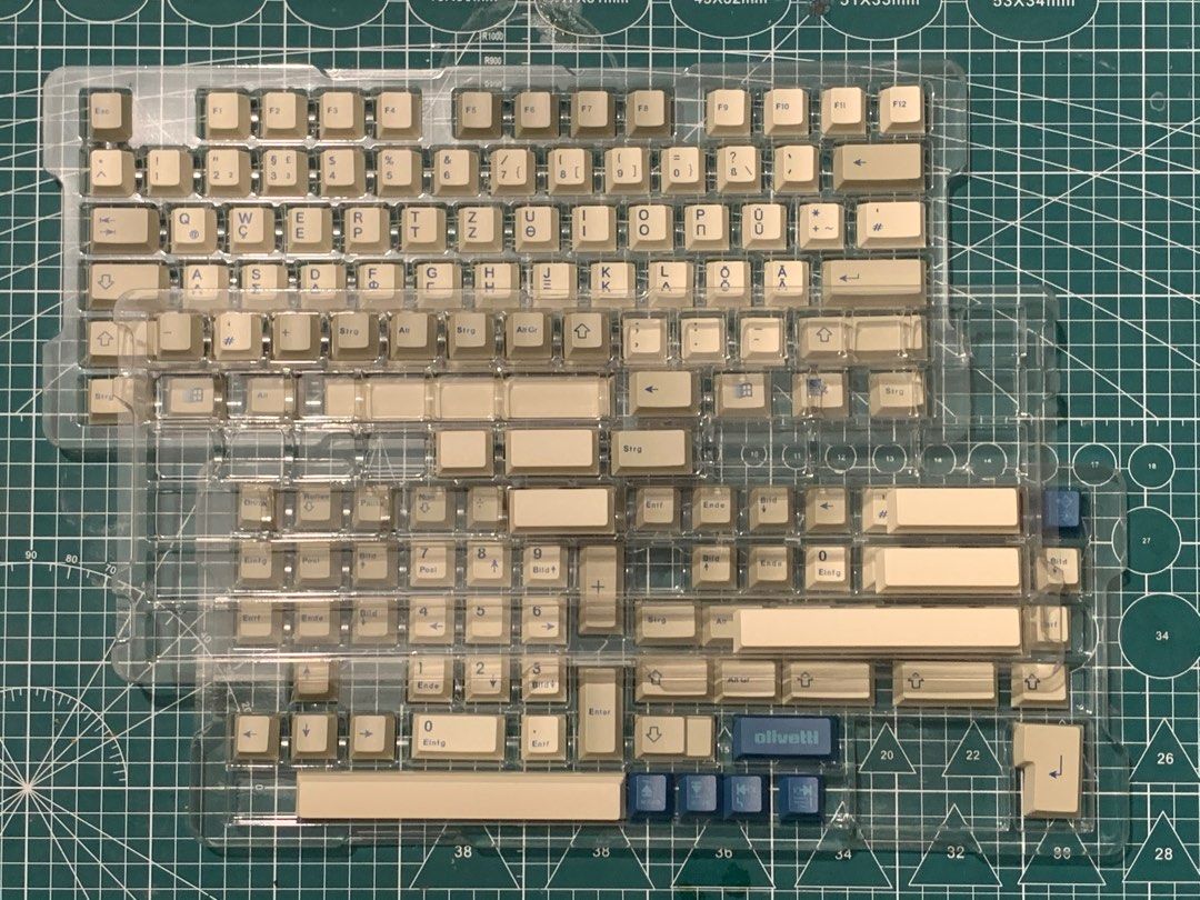 Olivetti retro keycaps; custom mechanical keyboard, 電腦＆科技, 電腦周邊及配件, 電腦 ...