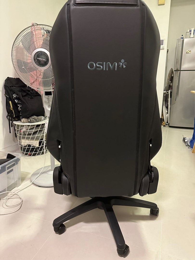 OSIM gaming chair, Furniture & Home Living, Furniture, Chairs on Carousell