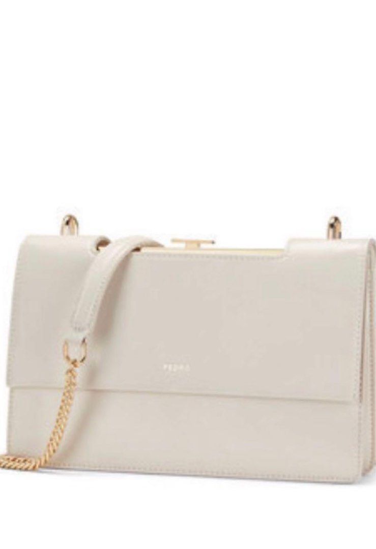 Pedro boxy Chain bag shoulder bag sling bag, Women's Fashion, Bags ...