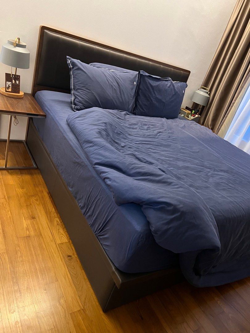 Perfect Condition Cellini KING size storage bed frame and mattress ...