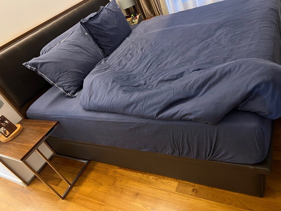 Perfect Condition Cellini KING size storage bed frame and mattress ...