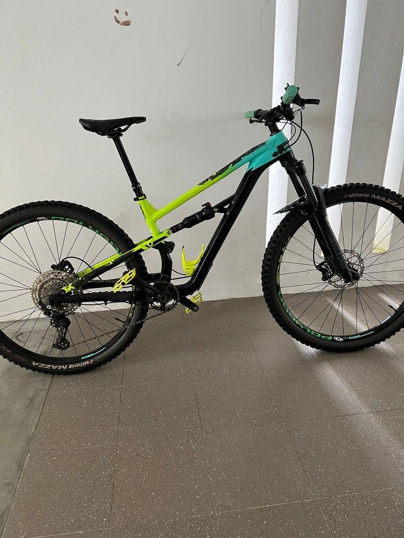 Polygon T7, Sports Equipment, Bicycles & Parts, Bicycles on Carousell