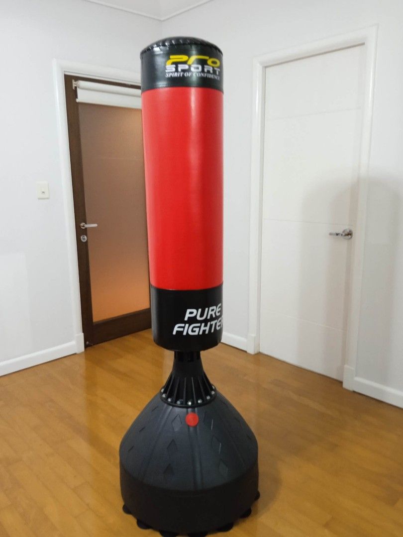 Punching Bag Freestanding, Sports Equipment, Exercise & Fitness, Cardio ...