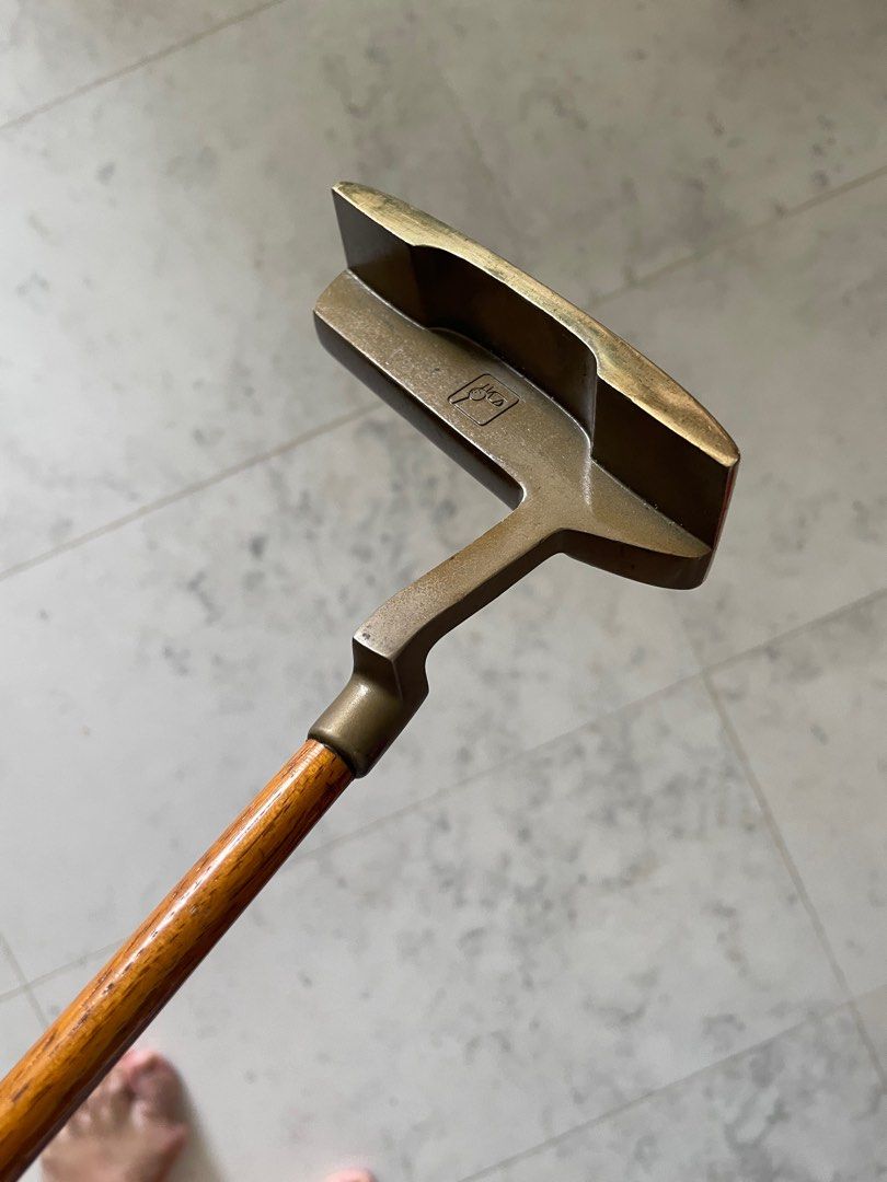 Putter, Sports Equipment, Sports & Games, Golf on Carousell