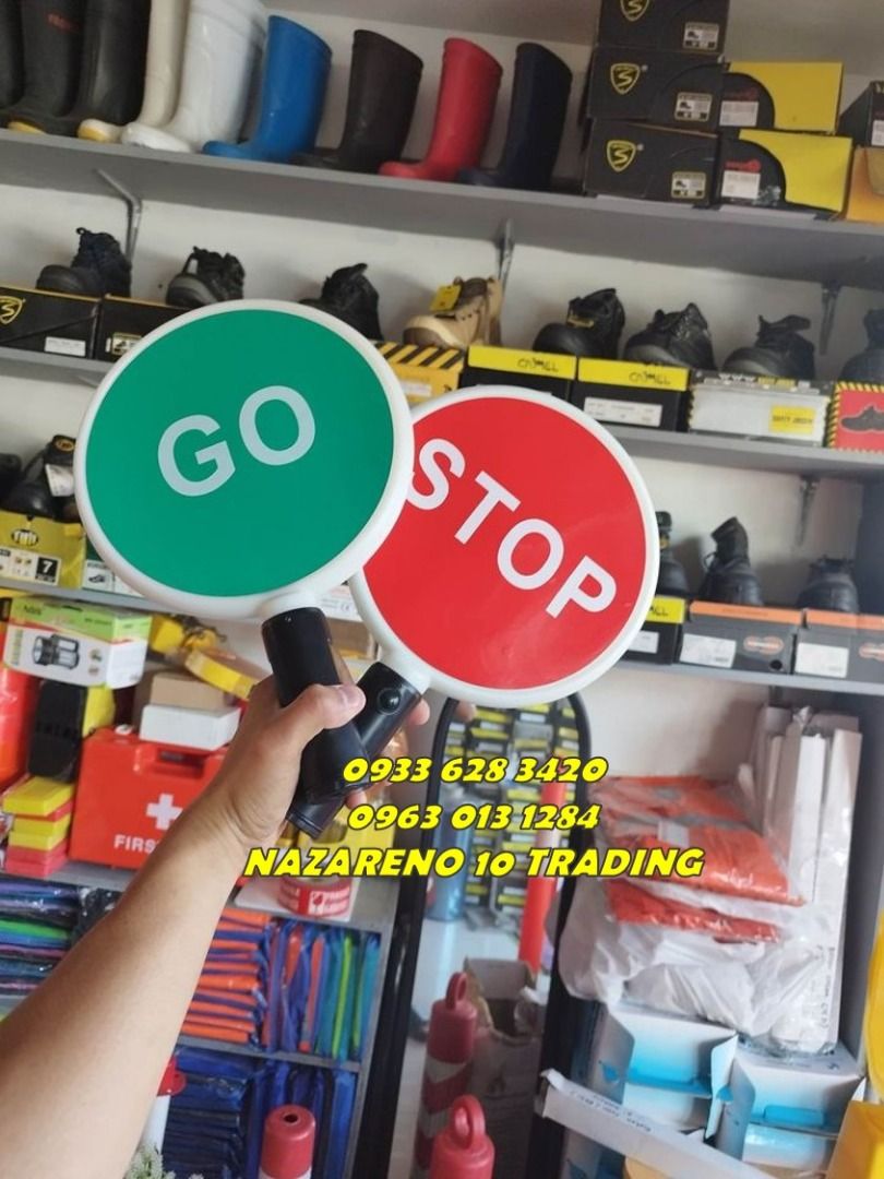 Safety Stop and Go Traffic Signage Paddle Sign blinking Lights ...