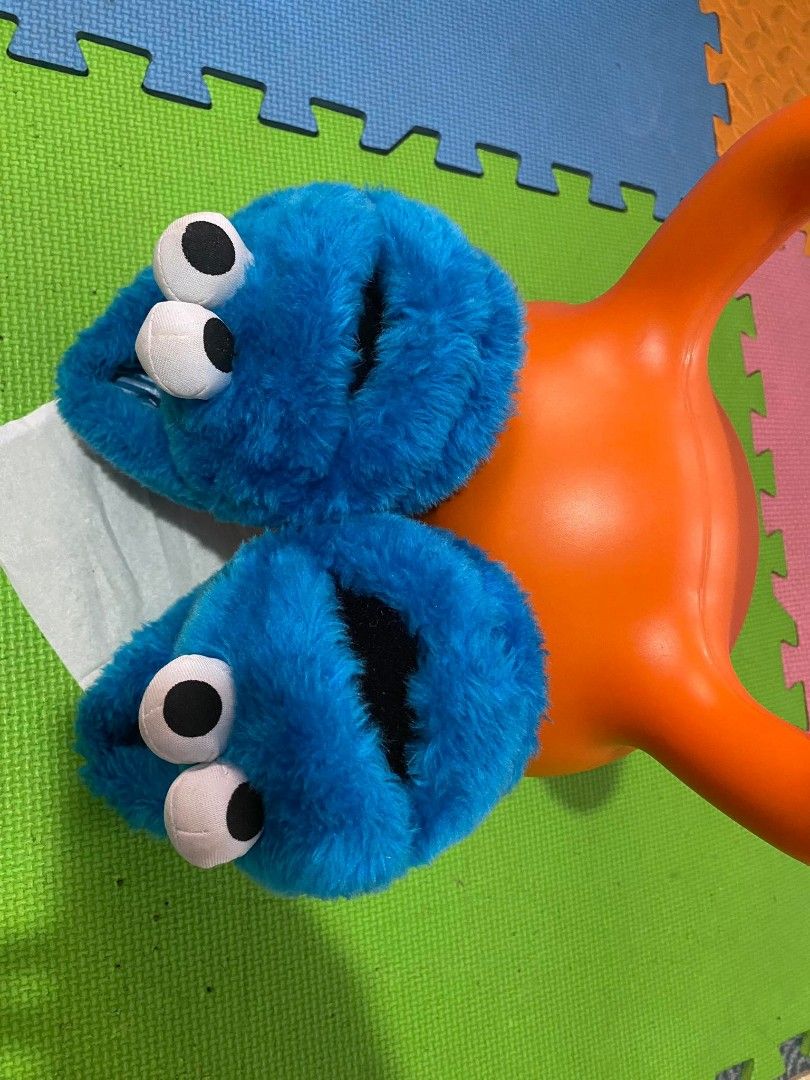 Sesame Street Coockie monster puppet slipper, Babies & Kids, Babies ...
