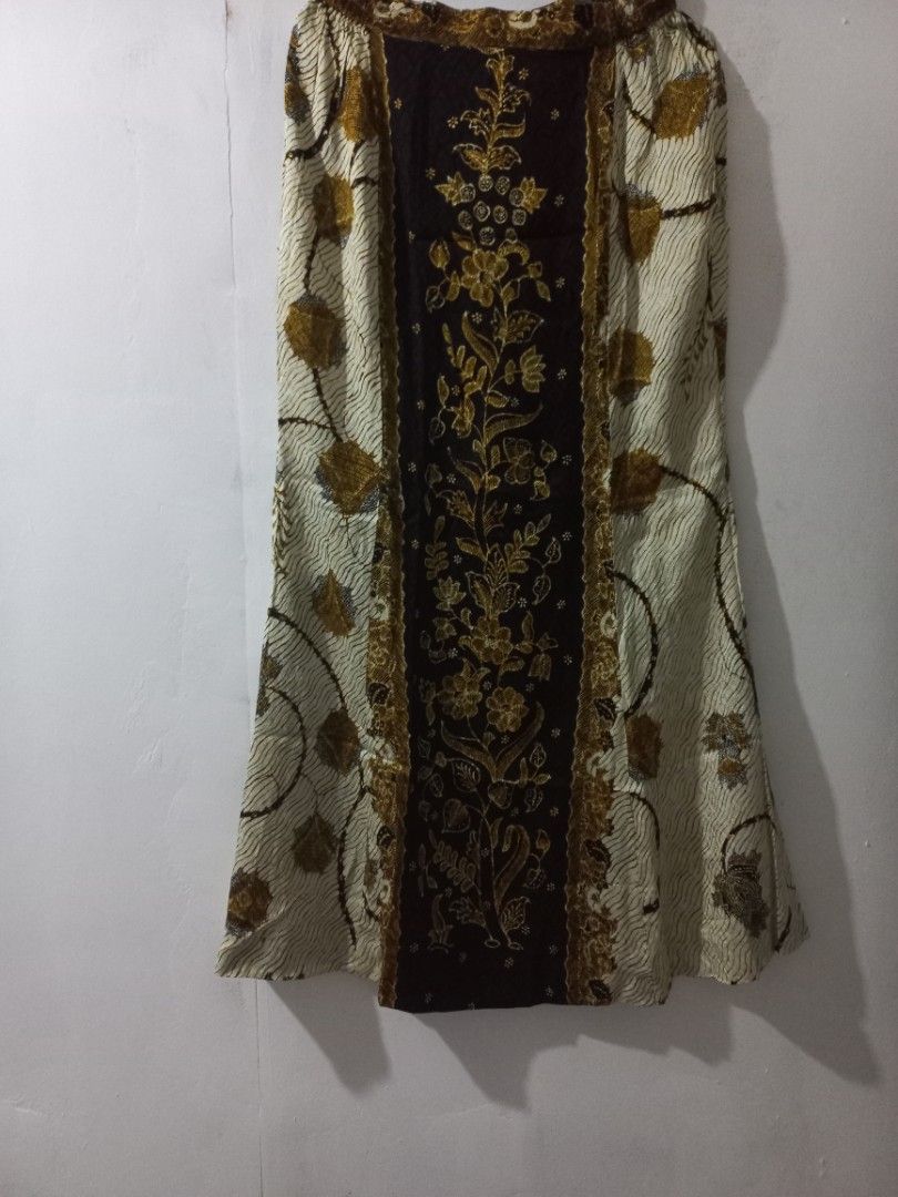 Setelan kebaya Batik Danar Hadi, Fesyen Wanita, Pakaian Wanita, Gaun ...