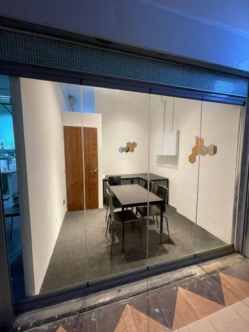 SHARE OFFICE ROOM AT 261 Waterloo Street Waterloo Centre SHARE ...