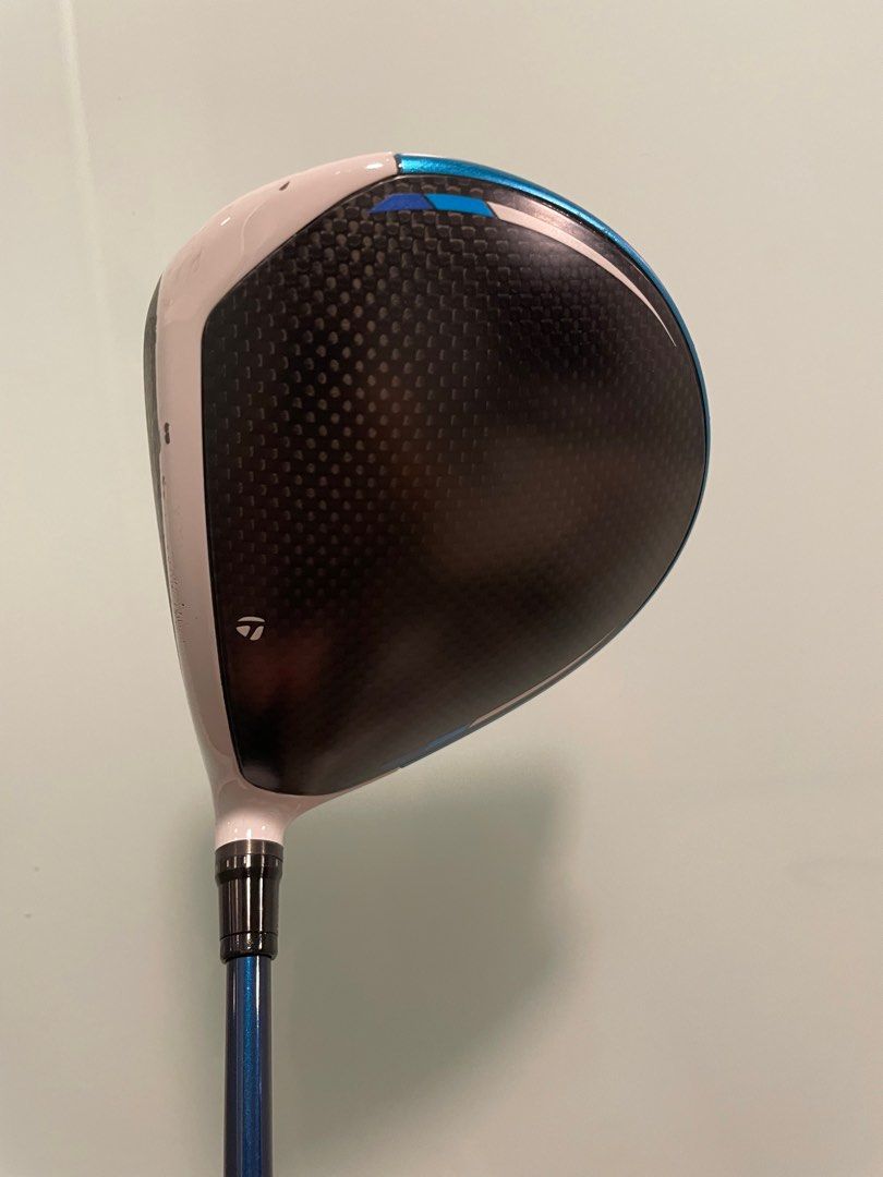 Sim 2 driver, Sports Equipment, Sports & Games, Golf on Carousell