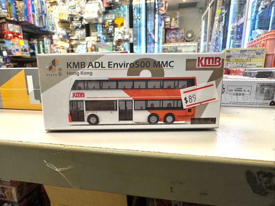 Tiny KMB 37 ADL Enviro 500 MMC, 興趣及遊戲, 玩具 & 遊戲類 - Carousell