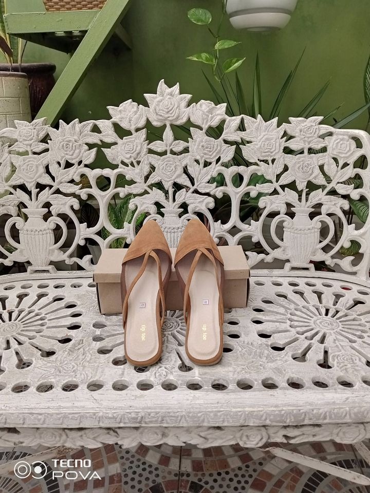 TIP TOE (marikina sandals) on Carousell