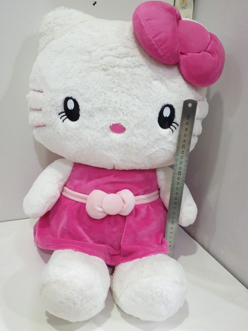 USJ Universal Studio 60cm Hello kitty plush toy Japan limited, Hobbies ...