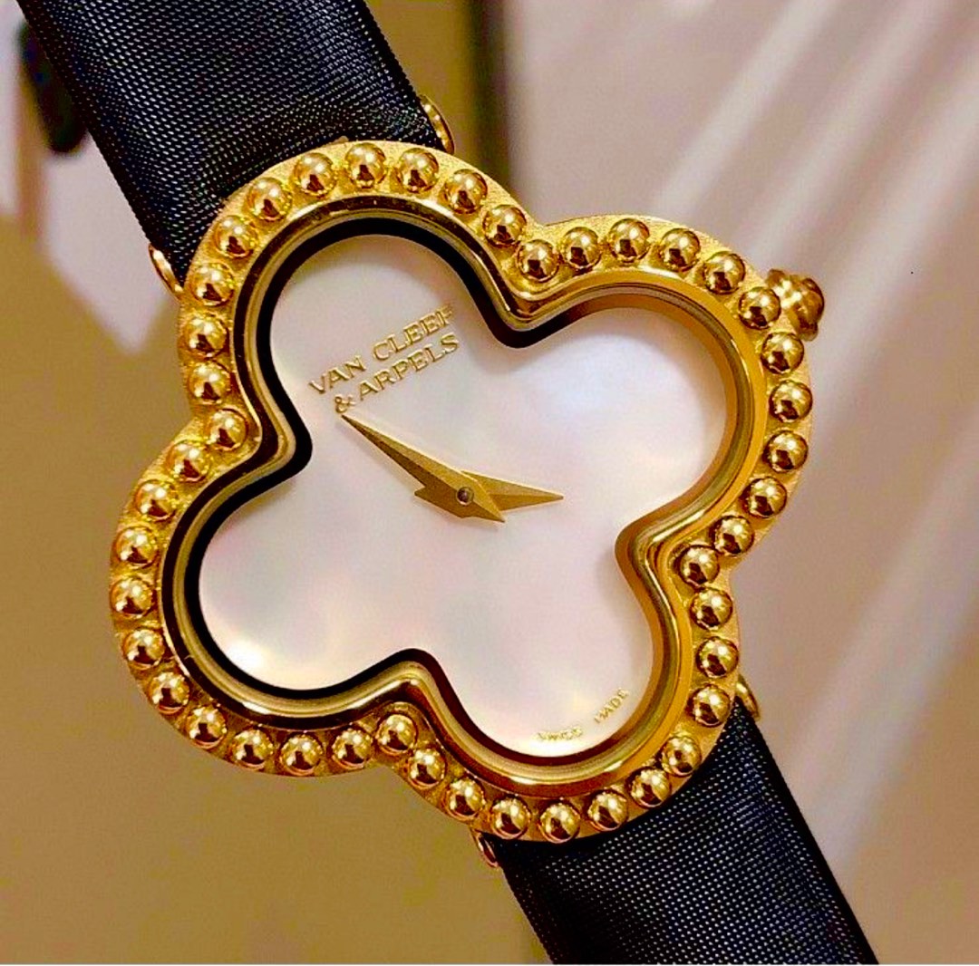 VAN CLEEF AND ARPELS WATCH WHITE PEARL FACE HIGH END , Women's Fashion ...