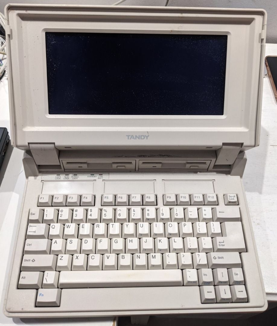 Vintage Tandy Radio Shack 1400FD laptop, Computers & Tech, Laptops ...