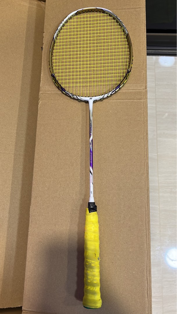 Yonex Voltric Z-force for sale, Sports Equipment, Sports & Games ...