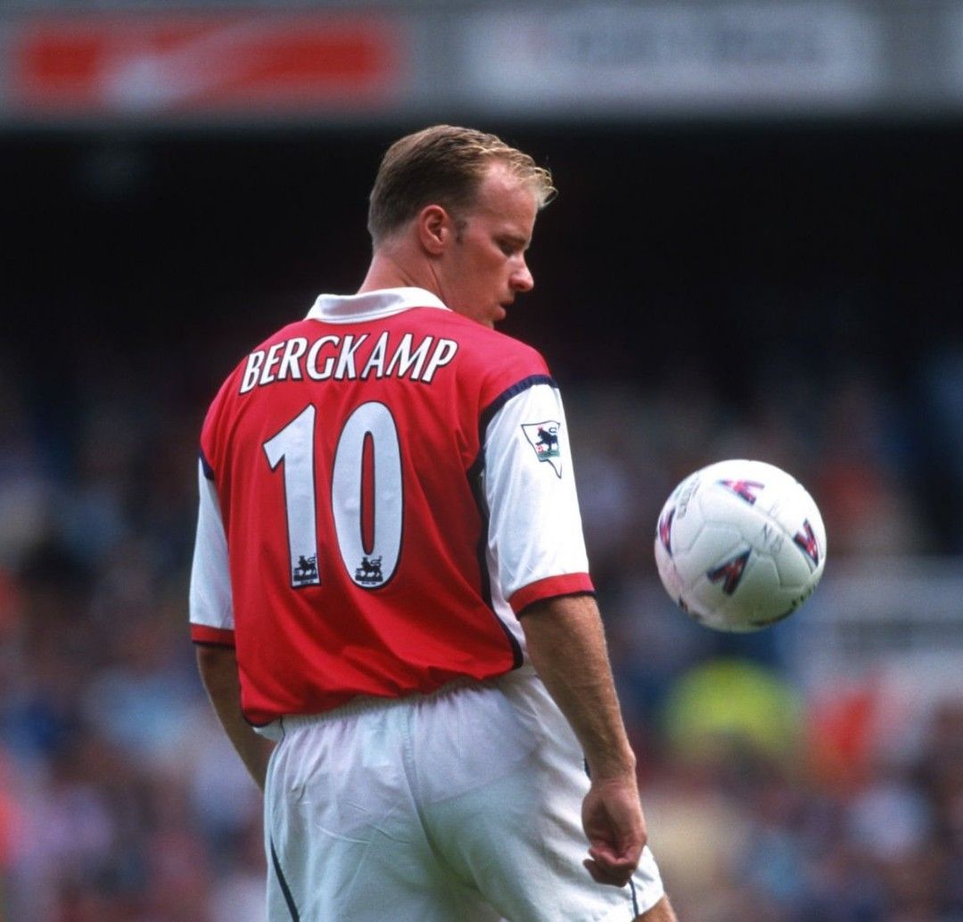 Arsenal Bergkamp, Men's Fashion, Activewear on Carousell