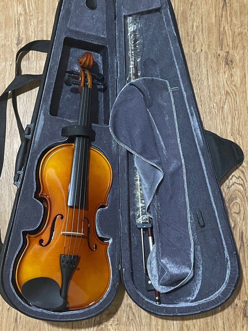 Bachendorff 4/4 Violin, Hobbies & Toys, Music & Media, Musical ...