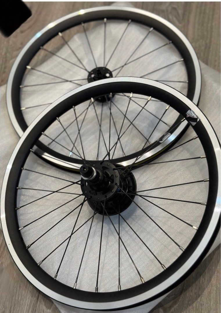 Brompton T Line Wheelset, Sports Equipment, Bicycles & Parts, Parts ...