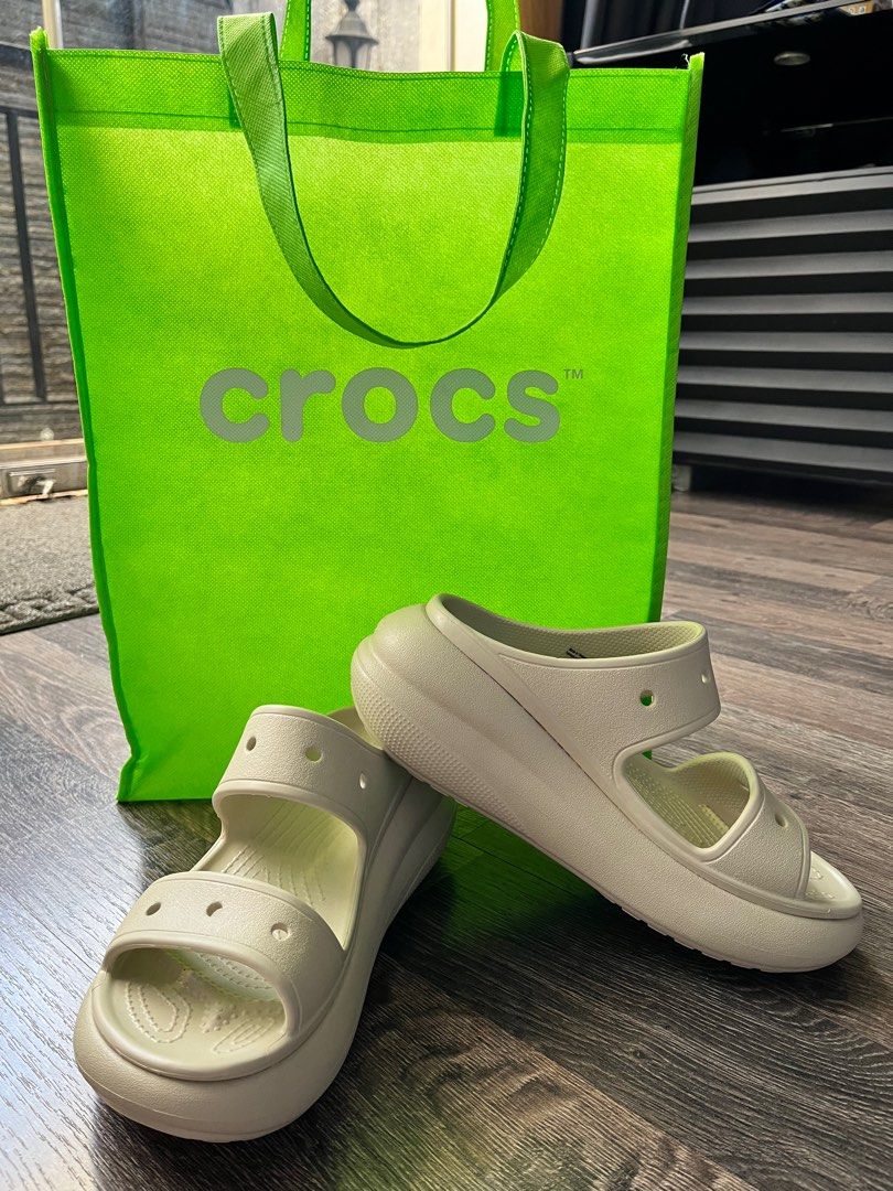 Crocs bone color, Barang Mewah, Aksesoris di Carousell