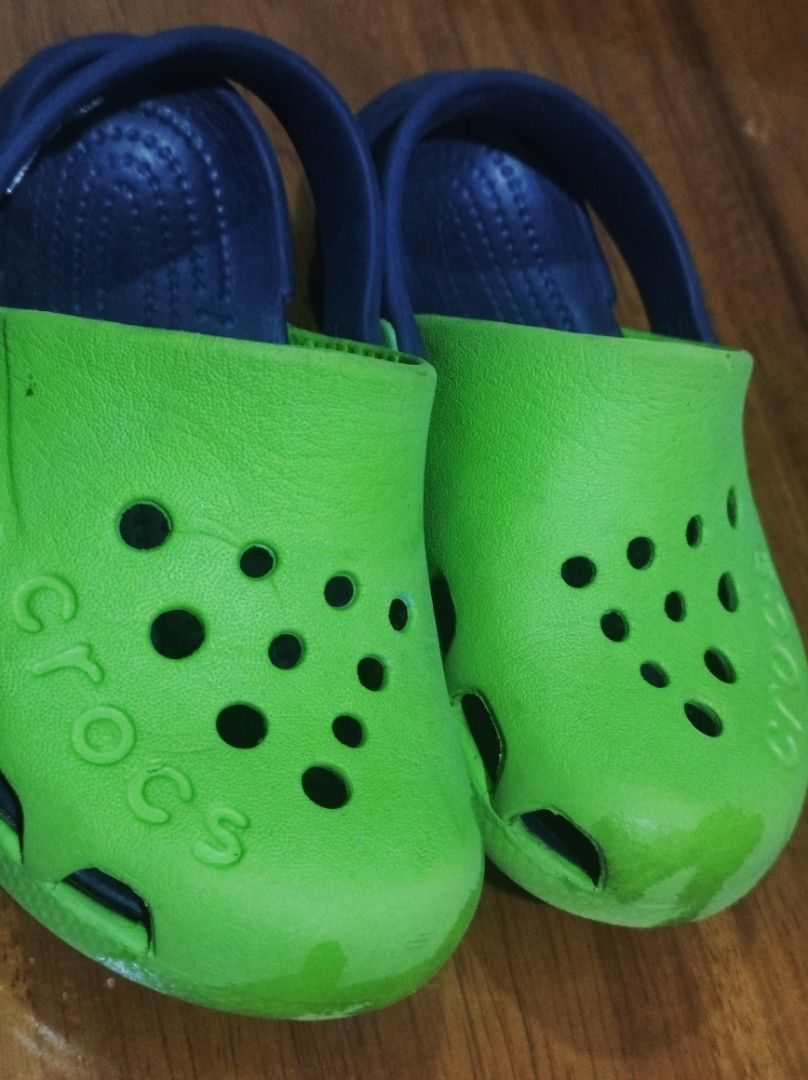 Crocs c9, Babies & Kids, Babies & Kids Fashion on Carousell