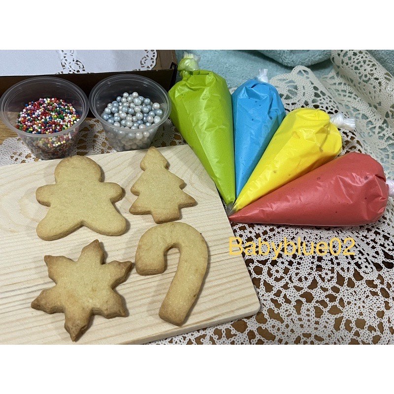 Decorate your own cookies Children DIY activity fun box, Food & Drinks ...