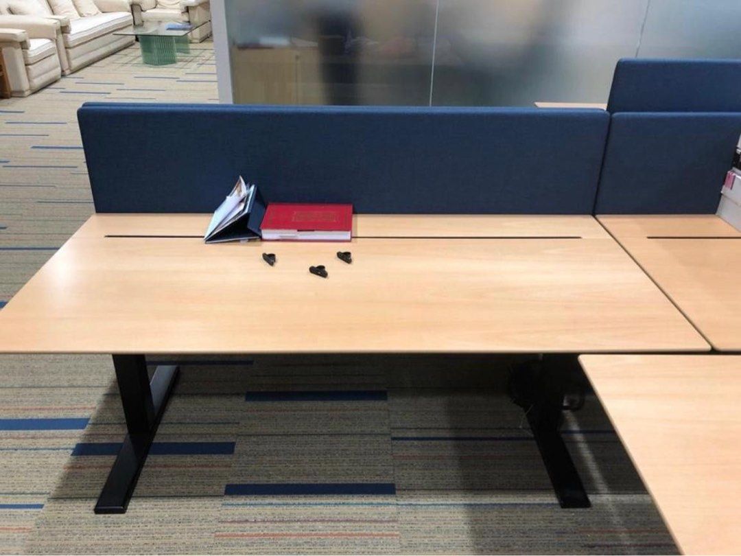 Electrical height adjustable standing table - HOLMRIS B8 Q20, Furniture ...