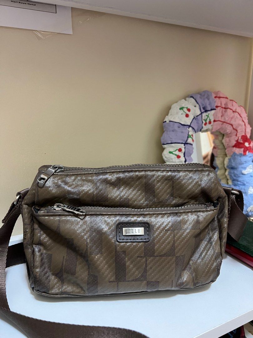 Elle Sling Bag Brown Leather, Fesyen Wanita, Tas & Dompet di Carousell