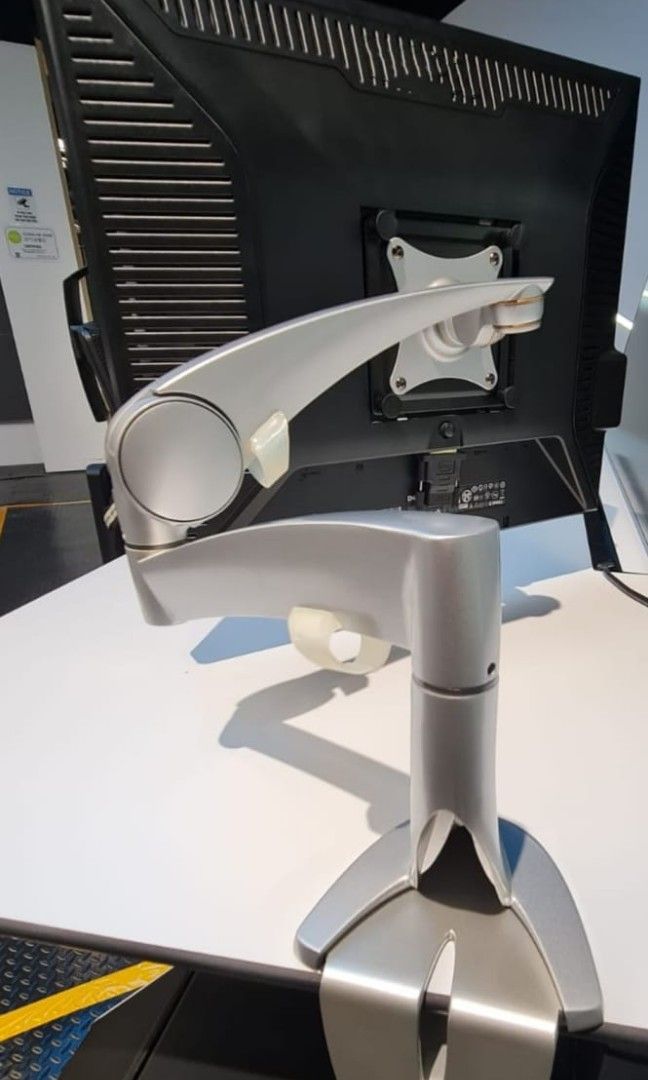 Flexible Desk Monitor Arm, Desk Clamp, Computers & Tech, Parts ...