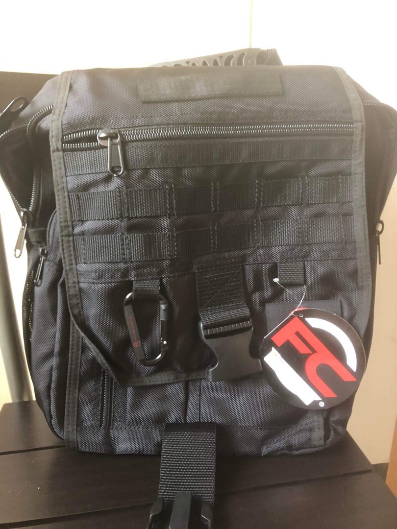 Flying Circle USA Laptop Bag, Men's Fashion, Bags, Backpacks on Carousell